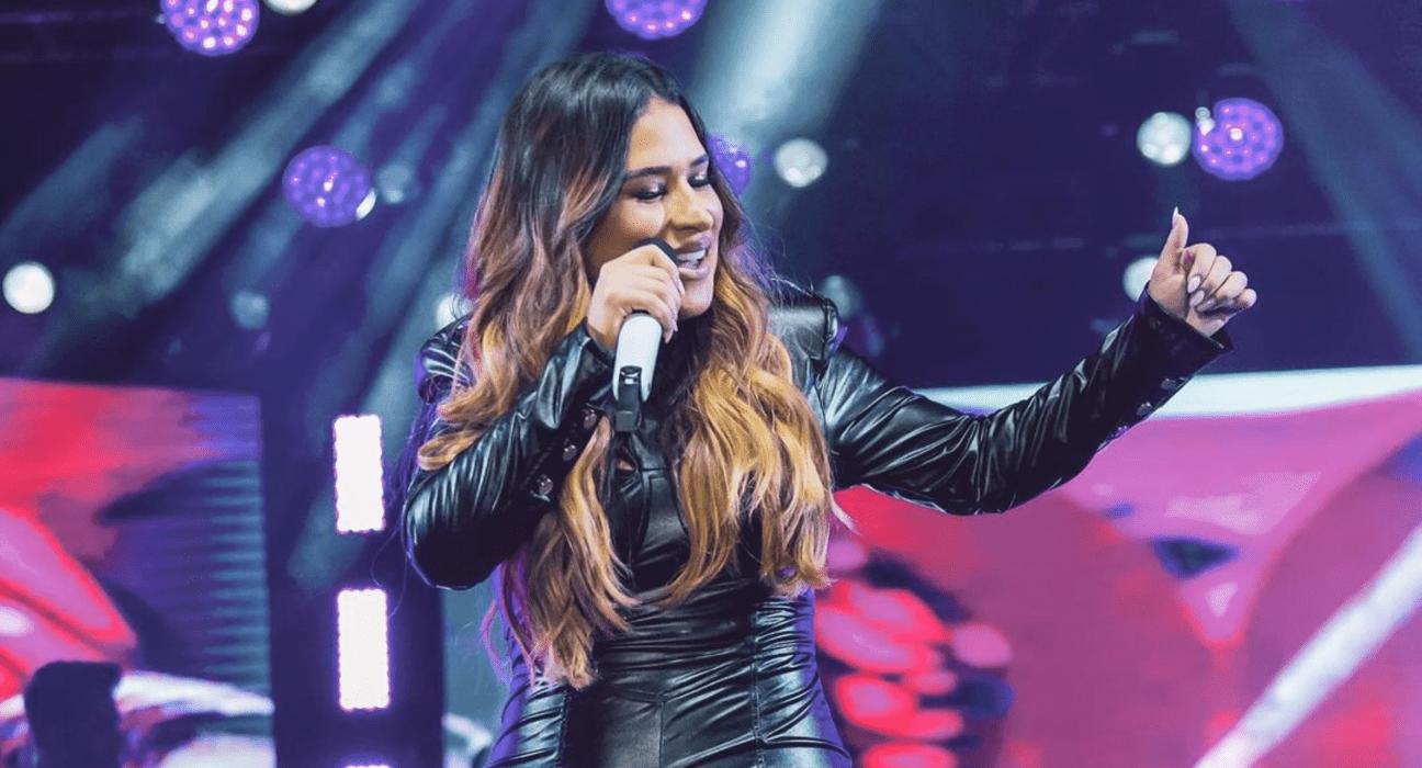 Após turnê na Europa, Simone Mendes faz 1° show sem irmã Simaria no ...