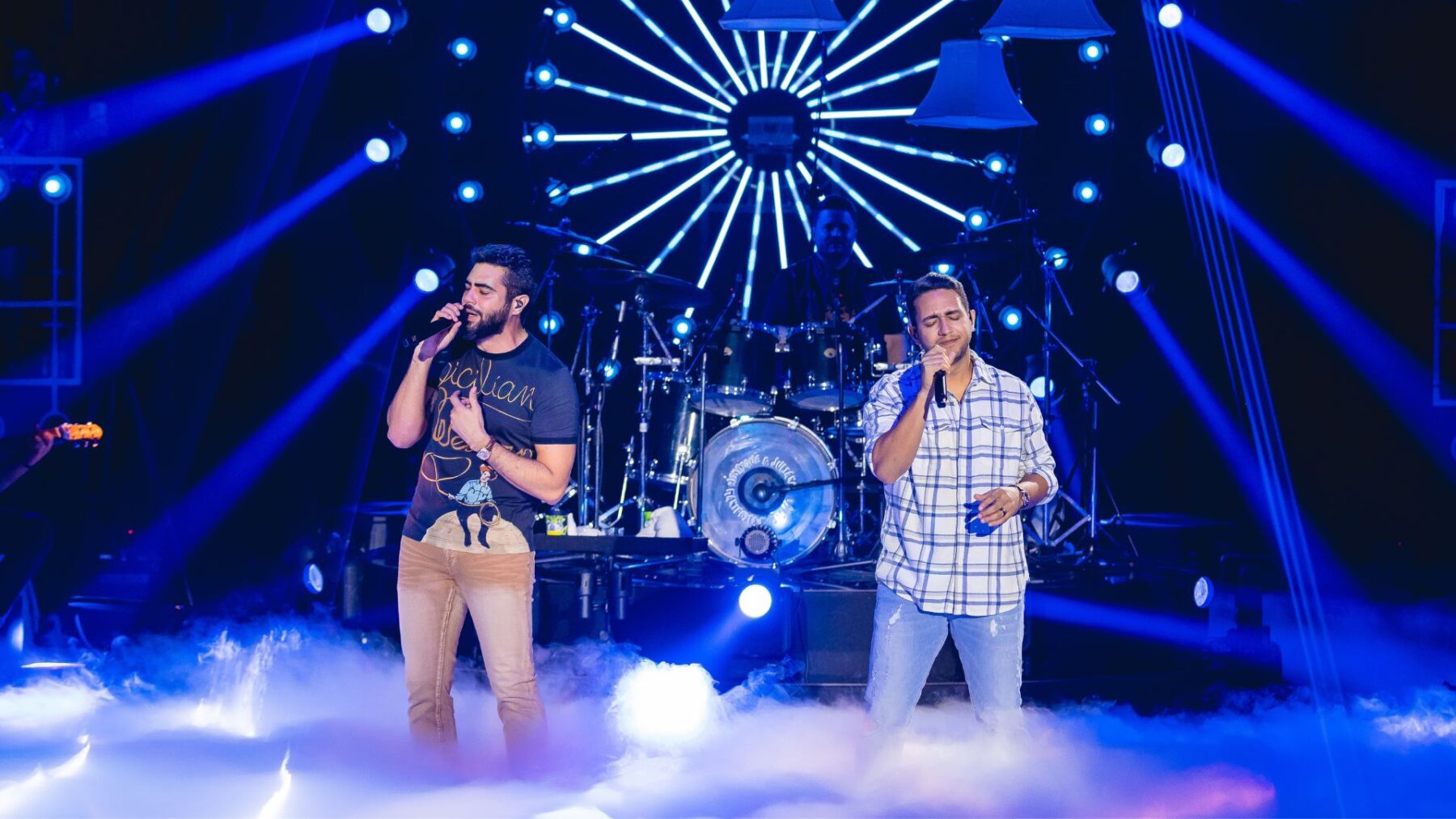 Henrique & Juliano show extra de 'Manifesto Musical' em SP
